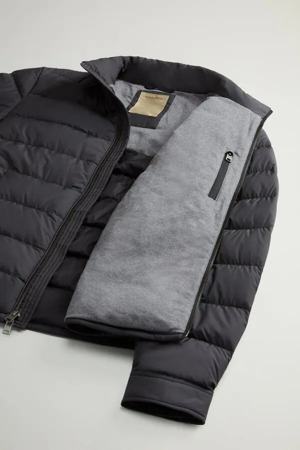 Woolrich Zip-up Quilted Stand Collar Jacket