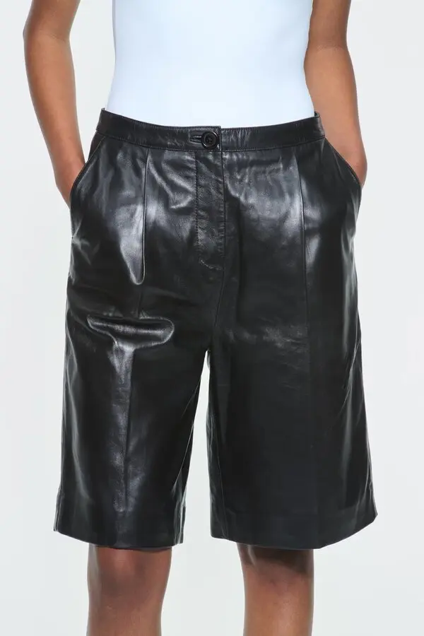 STAND STUDIO Belt Loop Shorts