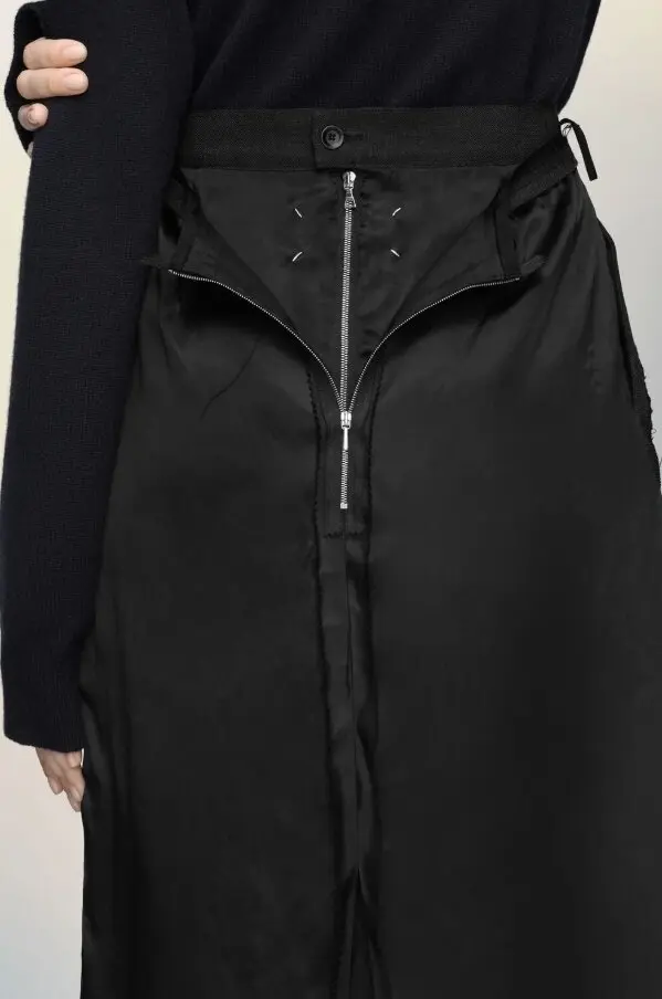MAISON MARGIELA Midi Skirt With Raw Hem And Contrast Panels - Black