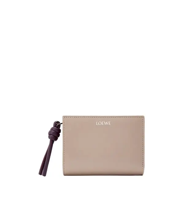 Loewe Knot Compact Wallet In Shiny Nappa Calfskin - Clay/plum