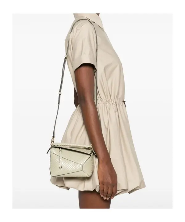 Loewe Zipper Shoulder Bag - Nude