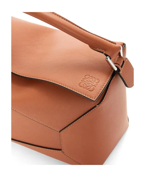 Loewe Puzzle Edge Zip-up Top Handle Bag - Tan
