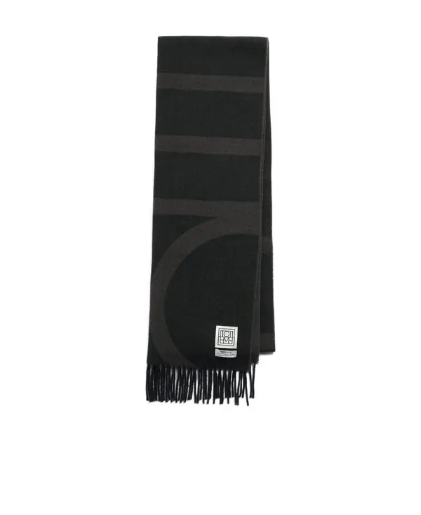 TOTEME Monogram Jacquard Fringed-edge Scarf - Gray