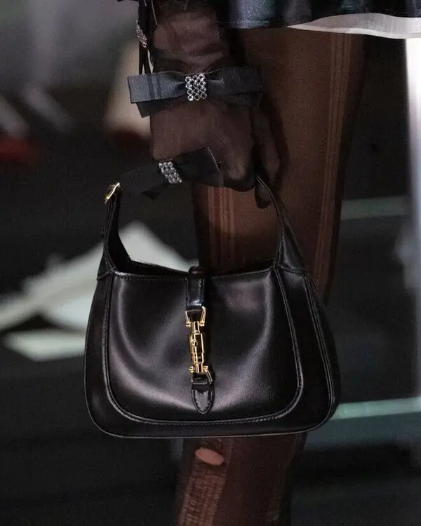 Gucci 1961 Jackie Medium Hobo Shoulder Bag - Black