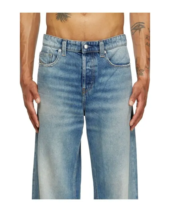 DIESEL® 2001 D-macro Wide Leg Jeans - Medium Blue