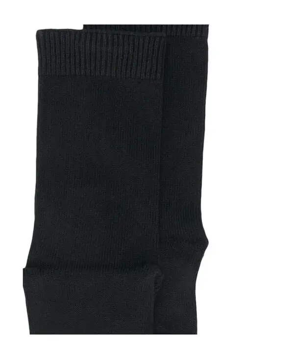 MAISON MARGIELA Split Toe Ribbed Socks - Black