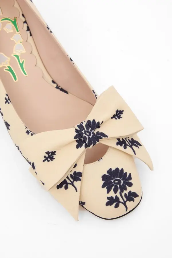 Valentino Garavani Bow Detail Floral Print Pumps