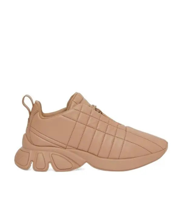 Burberry Quilted Low-top Sneakers With Logo Detailing - Brown