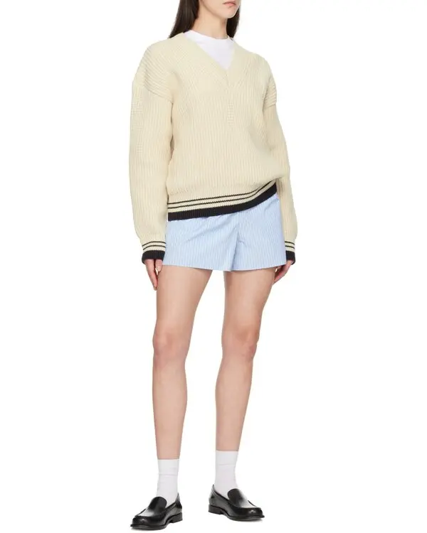 AMI Paris Long-sleeved V-neck Jumper With Crochet Patch - No