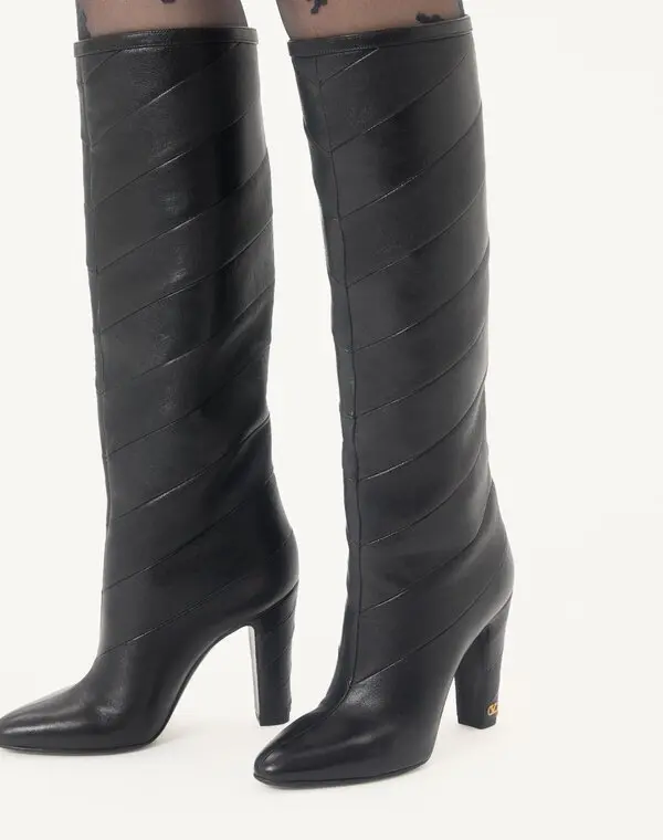 Valentino Garavani Rayons Nappa Boots With Chevron Pattern