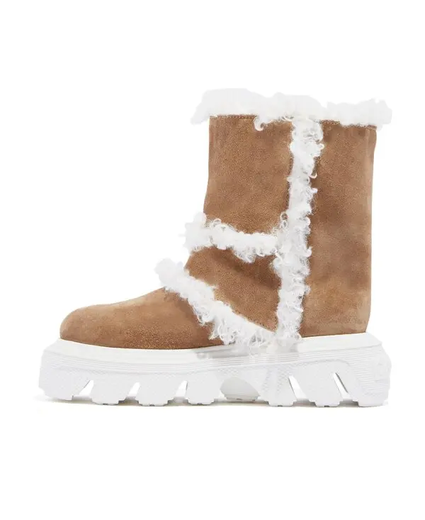 Casadei Dolomiti Marica Faux-fur Detailed Boots - White