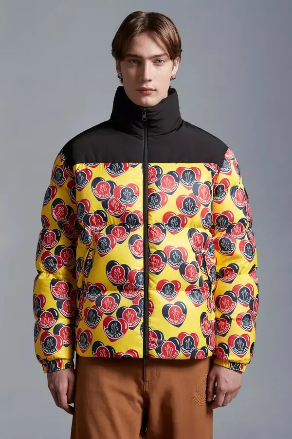 Moncler Antares Zip-up Short Down Jacket With Heart Motif