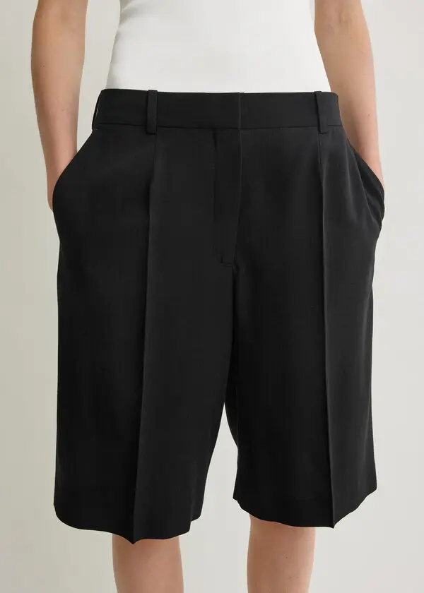 TOTEME Tailored Bermuda Shorts