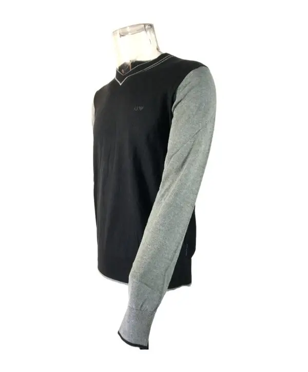Emporio Armani V-neck Long-sleeved Sweater