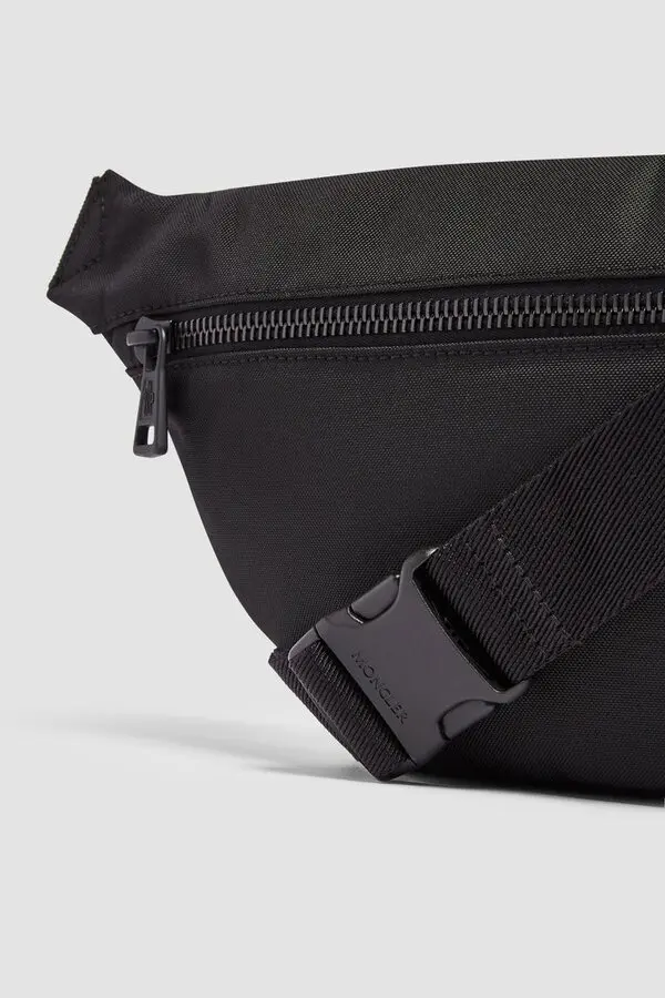 Moncler Durance Logo Detailed Belt Bag