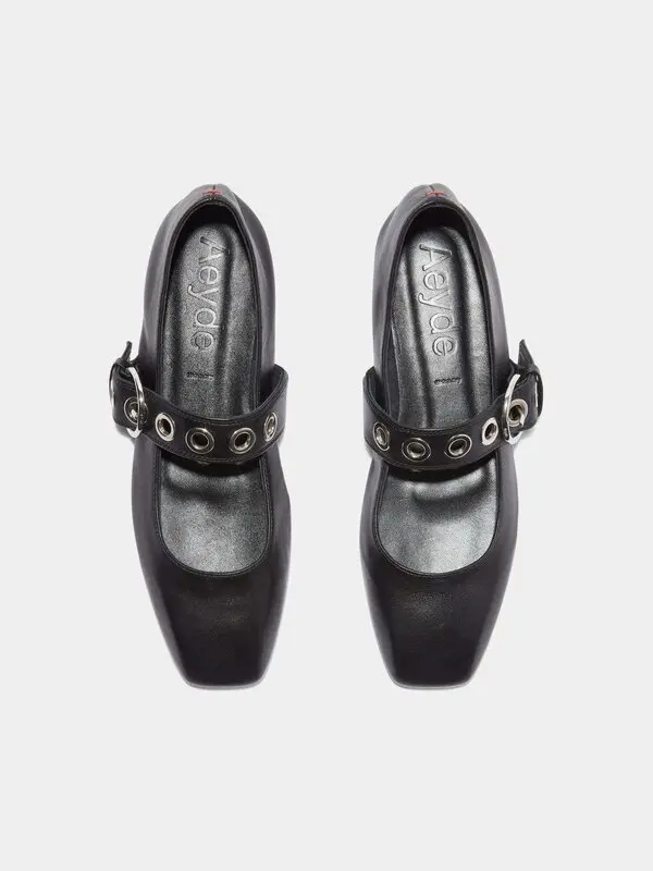 AeydĒ Uma Ballet Flats With Metal Eyelets - Black