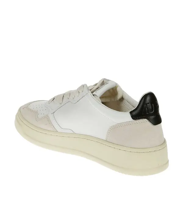 AUTRY Low Top Sneakers - Nude