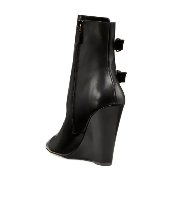 STUART WEITZMAN Pointed Toe Wedge Boots
