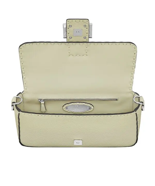 Fendi Selleria Bag With 612 Hand-sewn Topstitches - Green