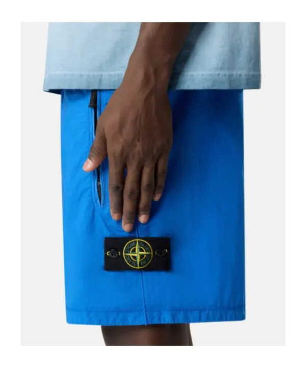 Stone Island Compass Logo-patch Loose Fit Shorts - Bright Blue