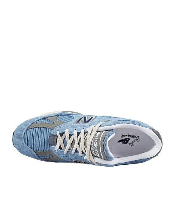 NEW BALANCE Logo Patch Lace-up Sneakers - Blue