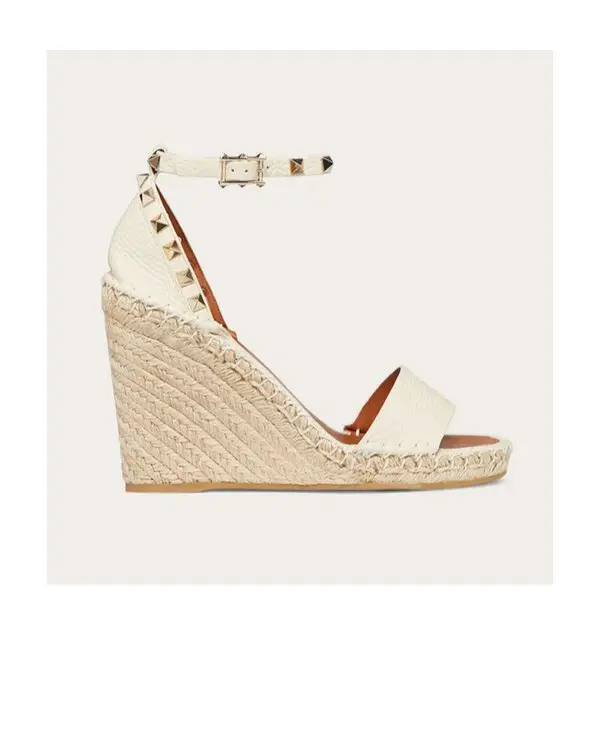 Valentino Garavani Double Rockstud Grainy Calfskin Wedge Sandal 105mm - Nude