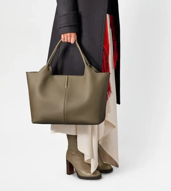 TOD'S Calfskin Leather Shopper Bag - Brown