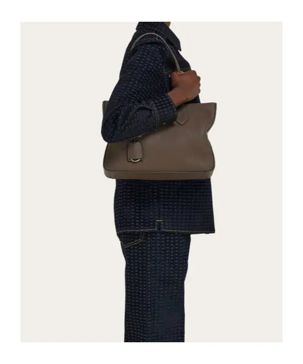 FERRAGAMO Star-shaped Tote Bag