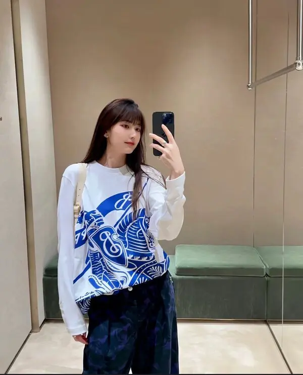 Burberry Ekd Print Long Sleeve T-shirt