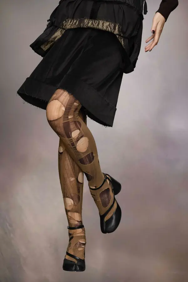 MAISON MARGIELA Tabi Slingback Pumps With Cylindrical Heel