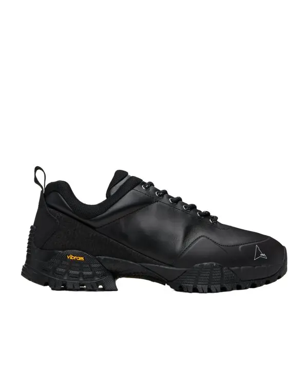 ROA Lug-sole Low-top Sneakers - Black