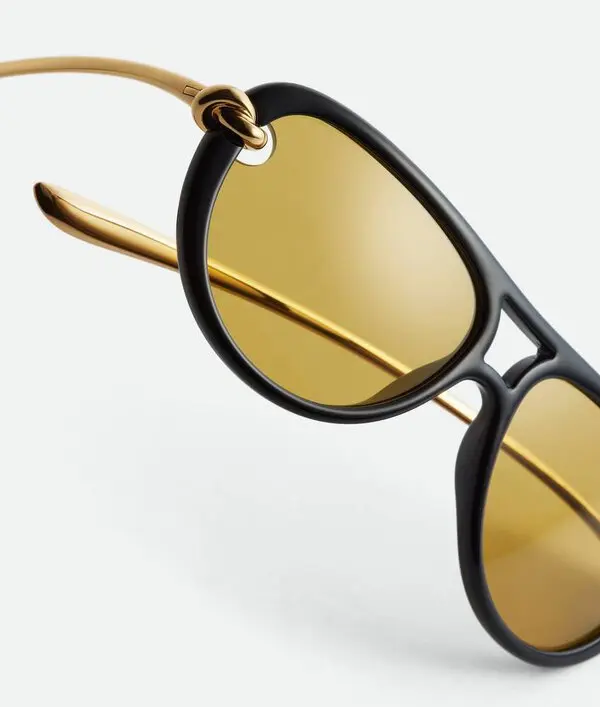 Bottega Veneta Aviator Sunglasses - Black/yellow