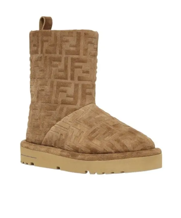 Fendi Apres Chic Monogram Detailed Boots