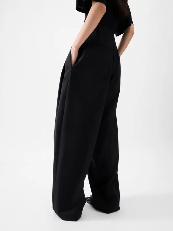 Jacquemus Pleated Front Wide Leg Trousers - Black