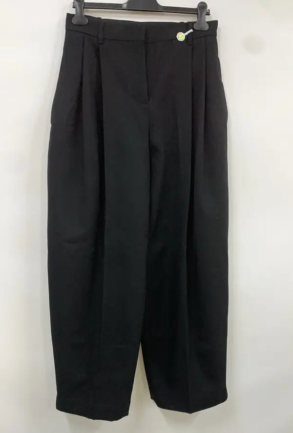 Jacquemus Pleated Tapered Leg Trousers - Black