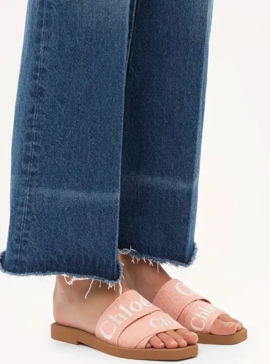 Chloé Woody Open Toe Slip-on Slides - Pink