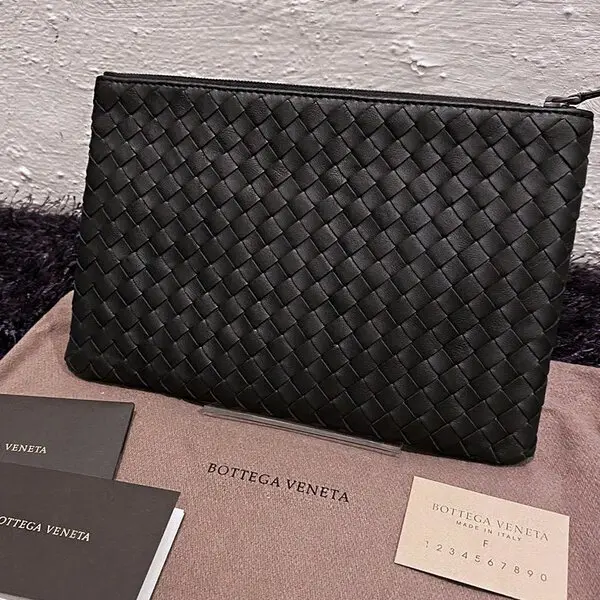 Bottega Veneta Intrecciato Weave Zip Pouch - Black