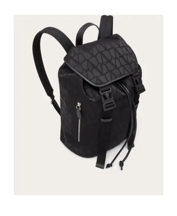 Valentino Garavani Iconographe Buckled Drawstring Backpack