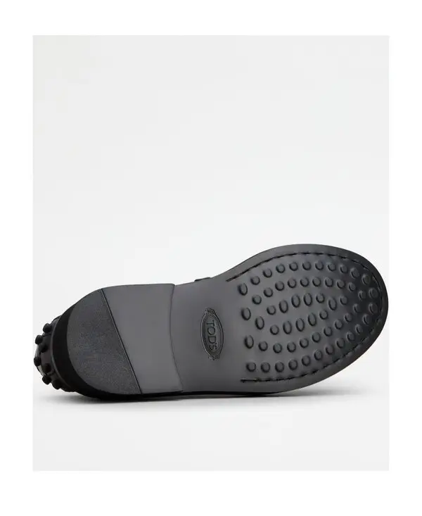 TOD'S Penny-slot Round Toe Loafers - Black