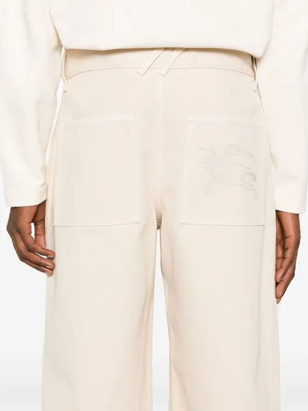 Burberry Equestrian Knight-embroidered Loose Jeans