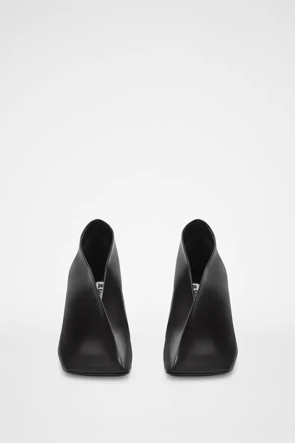 JIL SANDER Square Toe Pumps