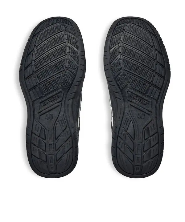 Balenciaga Hamptons Worn-out Effect Sneakers - Black