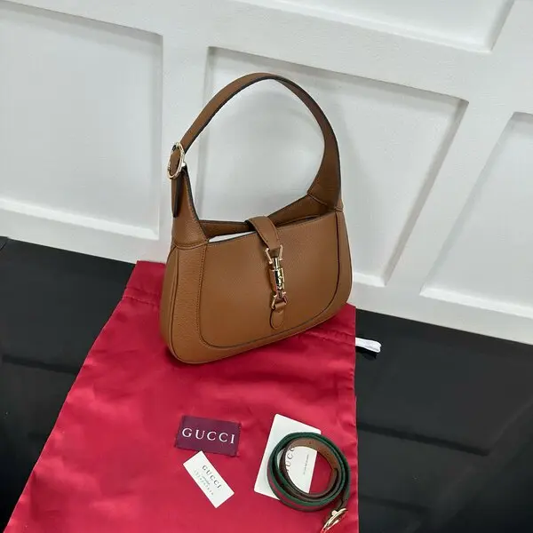 Gucci Jackie 1961 Small Shoulder Bag - Brown