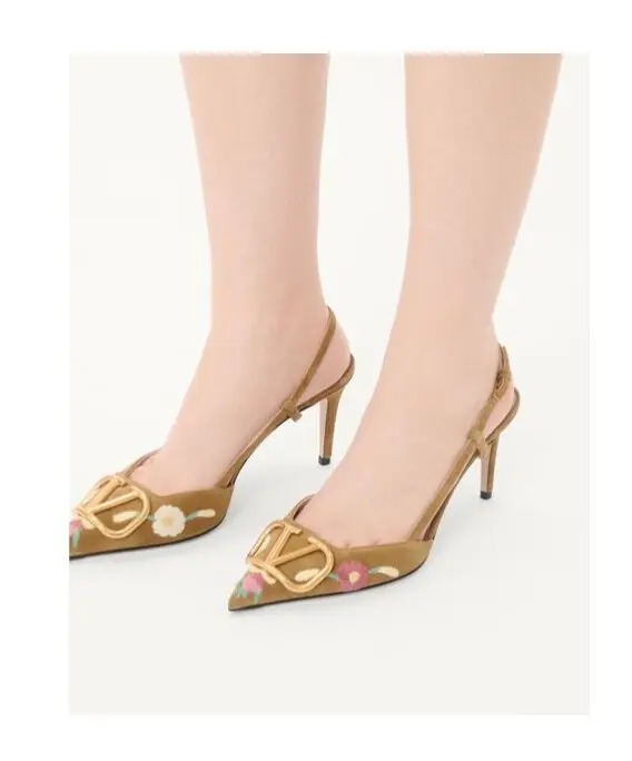 Valentino Garavani Vlogo Signature Floral Embroidered Pointed Toe Slingback Pumps