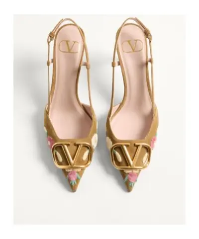 Valentino Garavani Vlogo Signature Floral Embroidered Pointed Toe Slingback Pumps