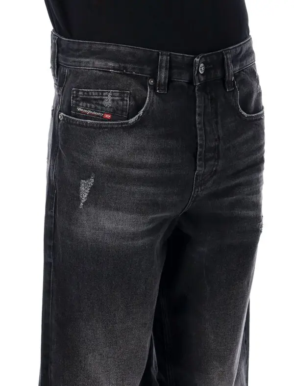 DIESEL® D-macro L32 Jeans