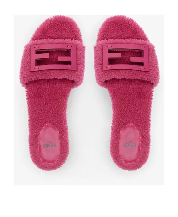 Fendi Sheepskin Slides With Ff Baguette Detail - Pink