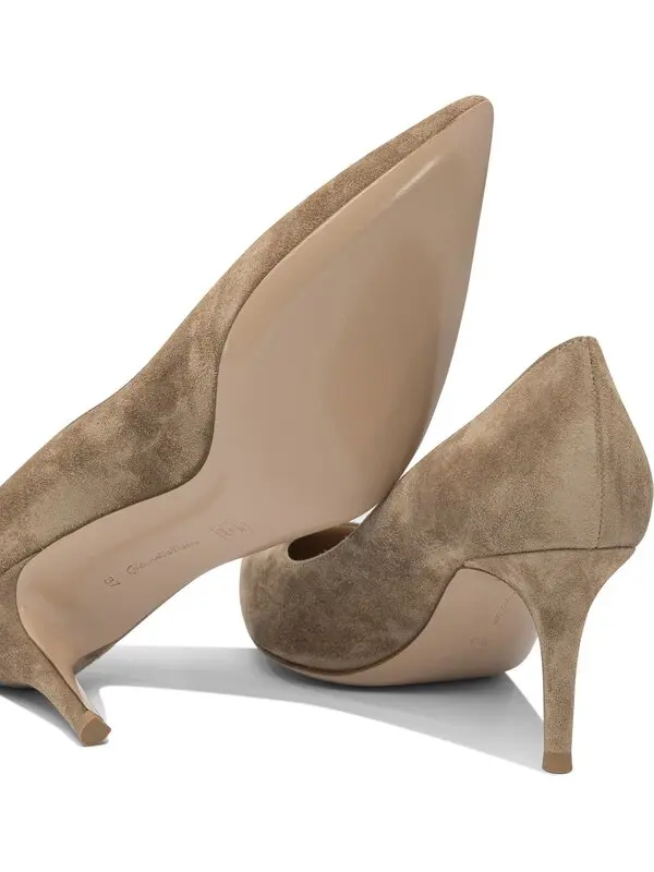 GIANVITO ROSSI Stiletto Pointed Toe Heels - Beige