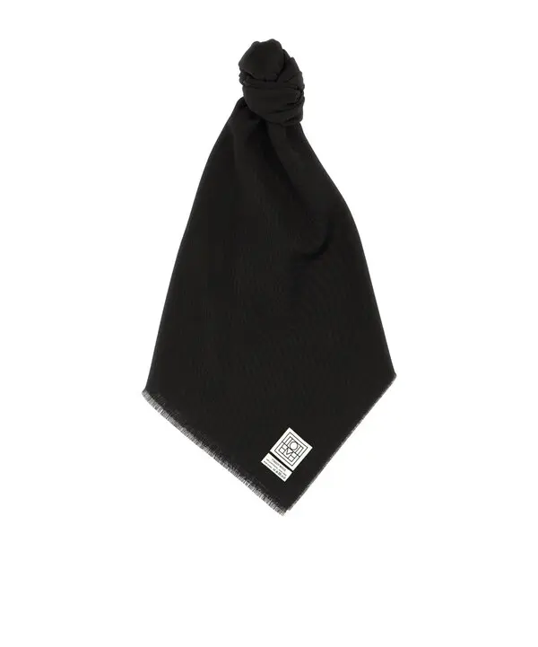 TOTEME Logo Tag Frayed-edge Scarf - Black