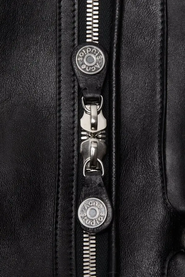 Acne Studios Zip-fastening Leather Shoulder Bag